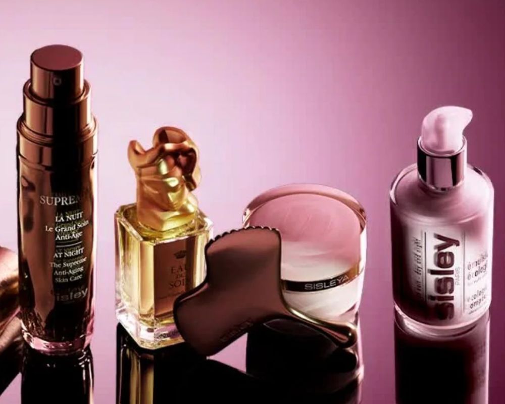 POUT Cosmetics & Skin Studio